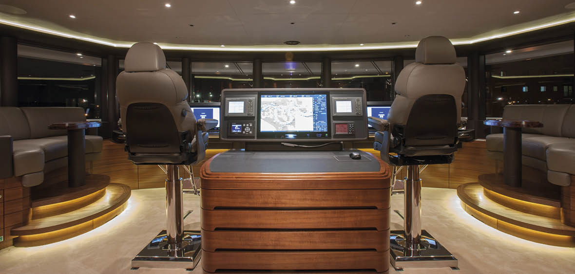 Bridge Image Gallery – Luxury Yacht Browser | by CHARTERWORLD ...